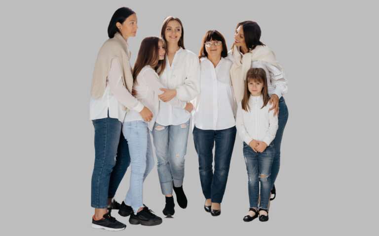 280+ Funny and Cool Group Names for 6 Friends